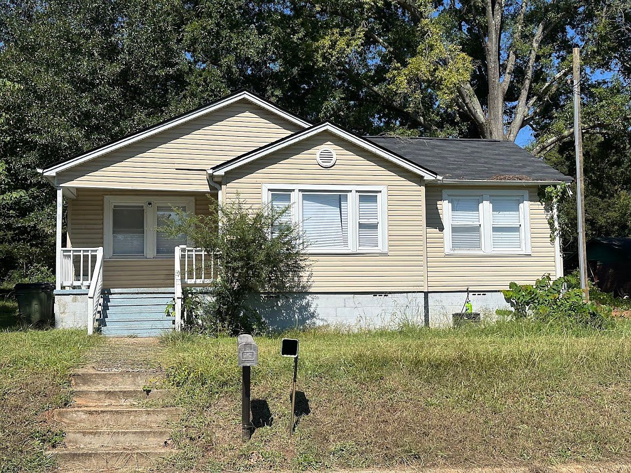 305 Sarratt Ave #1, Gaffney, SC 29341 | Zillow