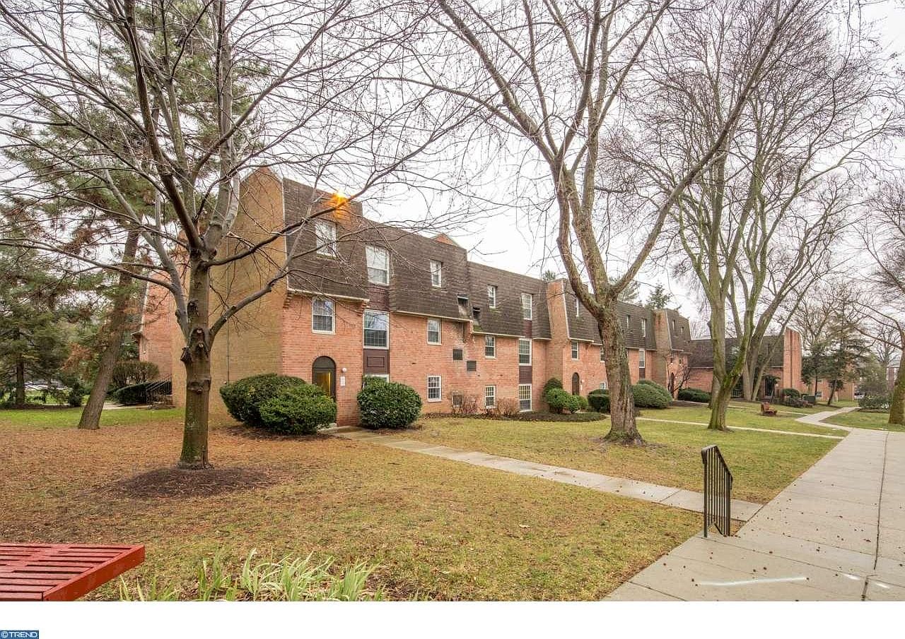 4000 Gypsy Ln UNIT 236, Philadelphia, PA 19129 | Zillow