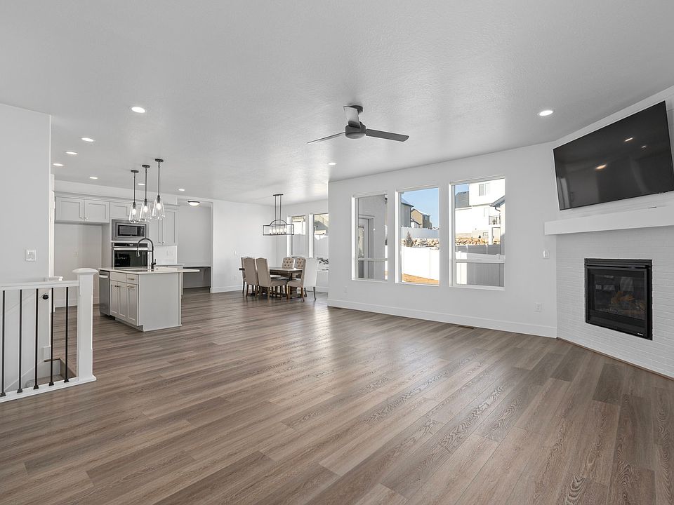 706 N Gillan Way Saratoga Springs UT | Zillow