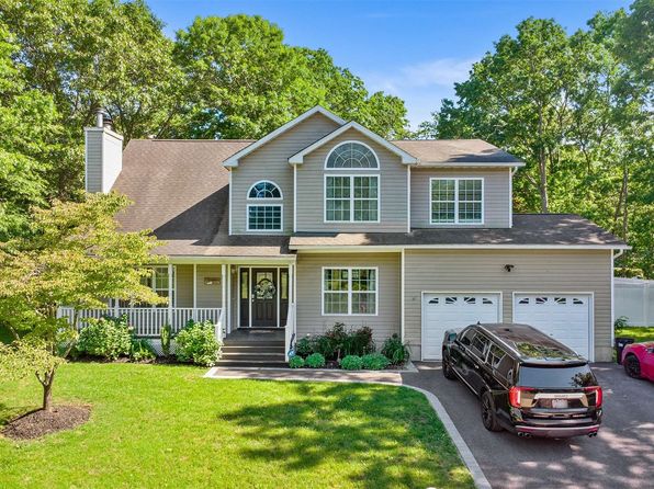 Coram NY Real Estate - Coram NY Homes For Sale | Zillow