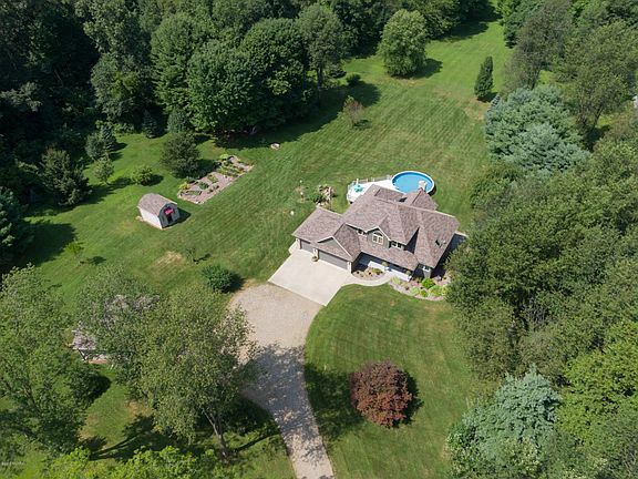 8659 N 14th St, Kalamazoo, MI 49009 | Zillow