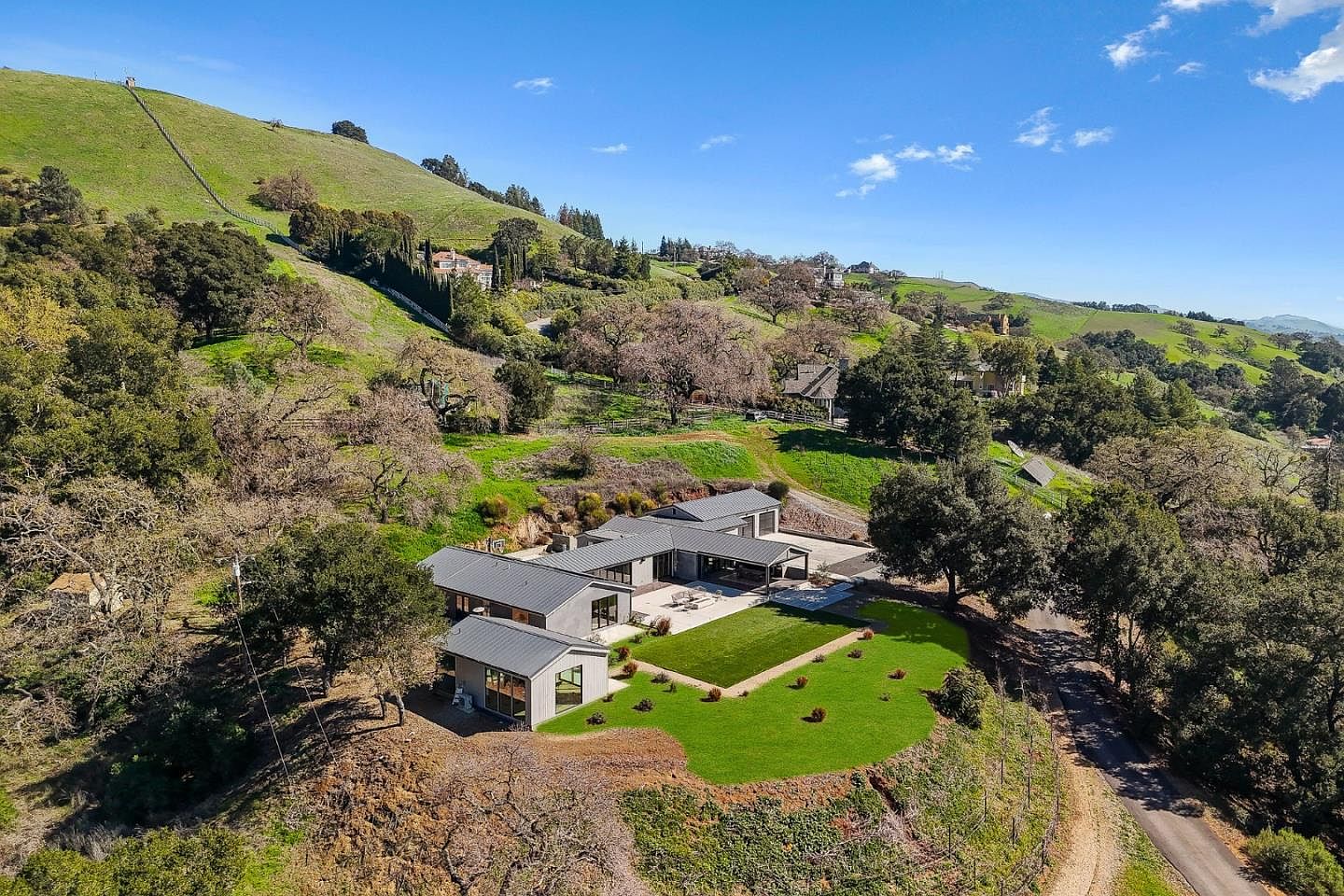 18290 Cochrane Rd, Morgan Hill, CA 95037 | MLS #ML81995906 | Zillow