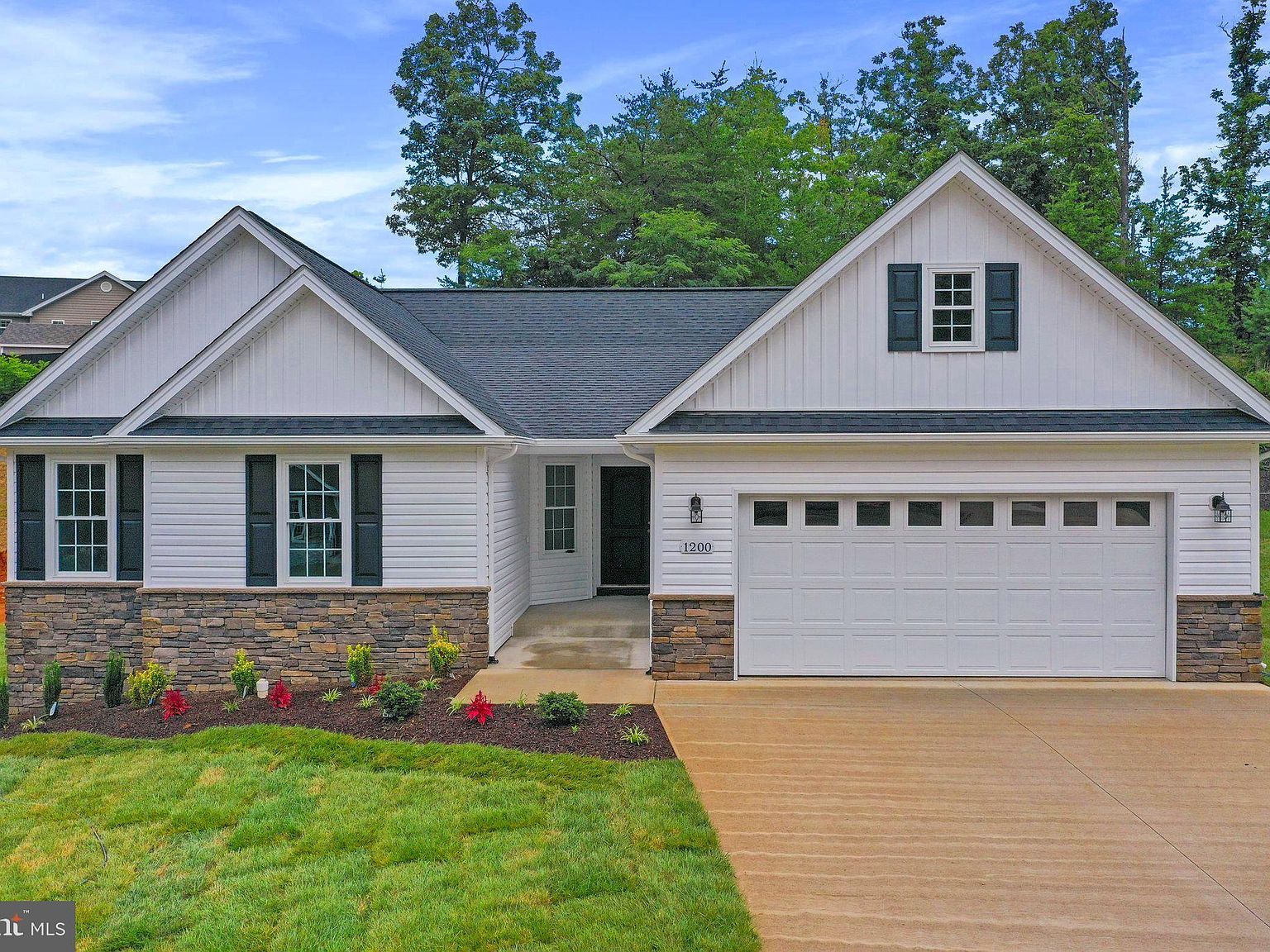1200 Happy Ridge Dr, Front Royal, VA 22630 | Zillow