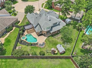 15219 Rainhollow Dr, Houston, TX 77070 | MLS #10094344 | Zillow