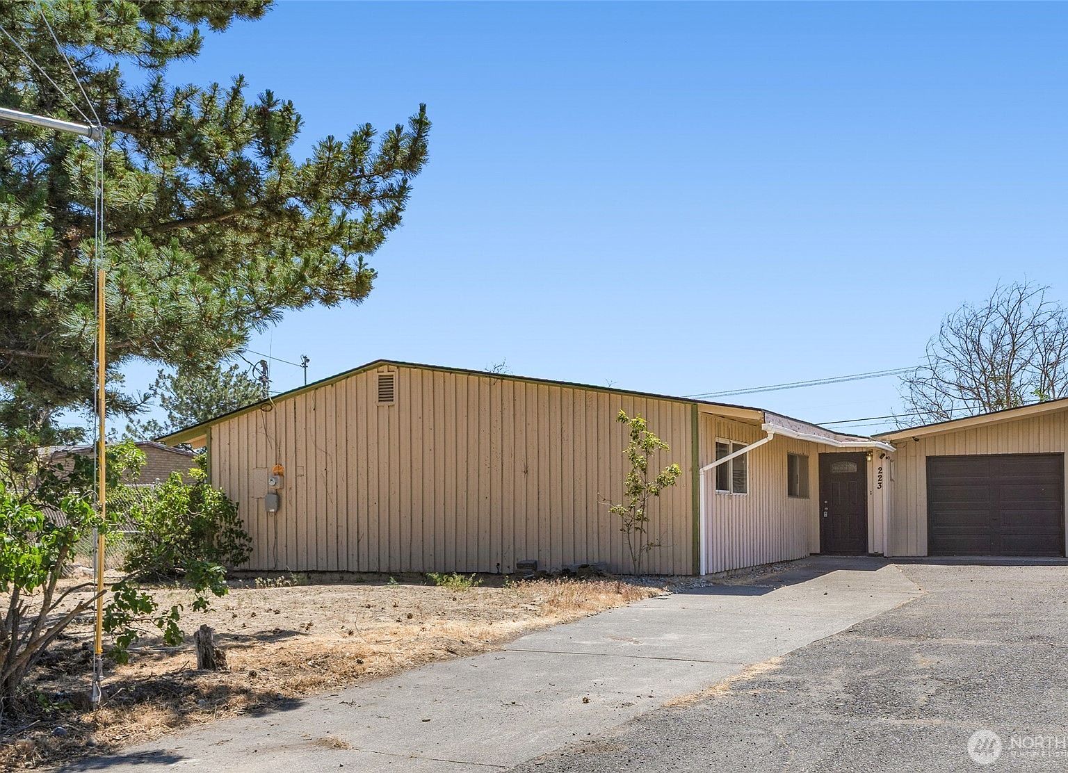 223 Carswell Drive, Moses Lake, WA 98837 | Zillow
