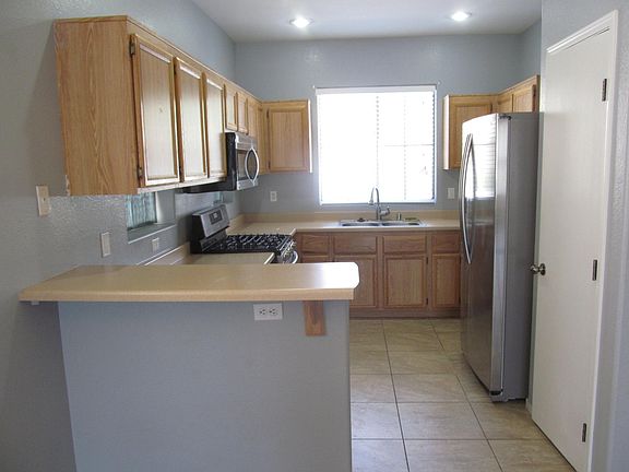 9675 Villa Lorena Ave, Las Vegas, NV 89147 | Zillow