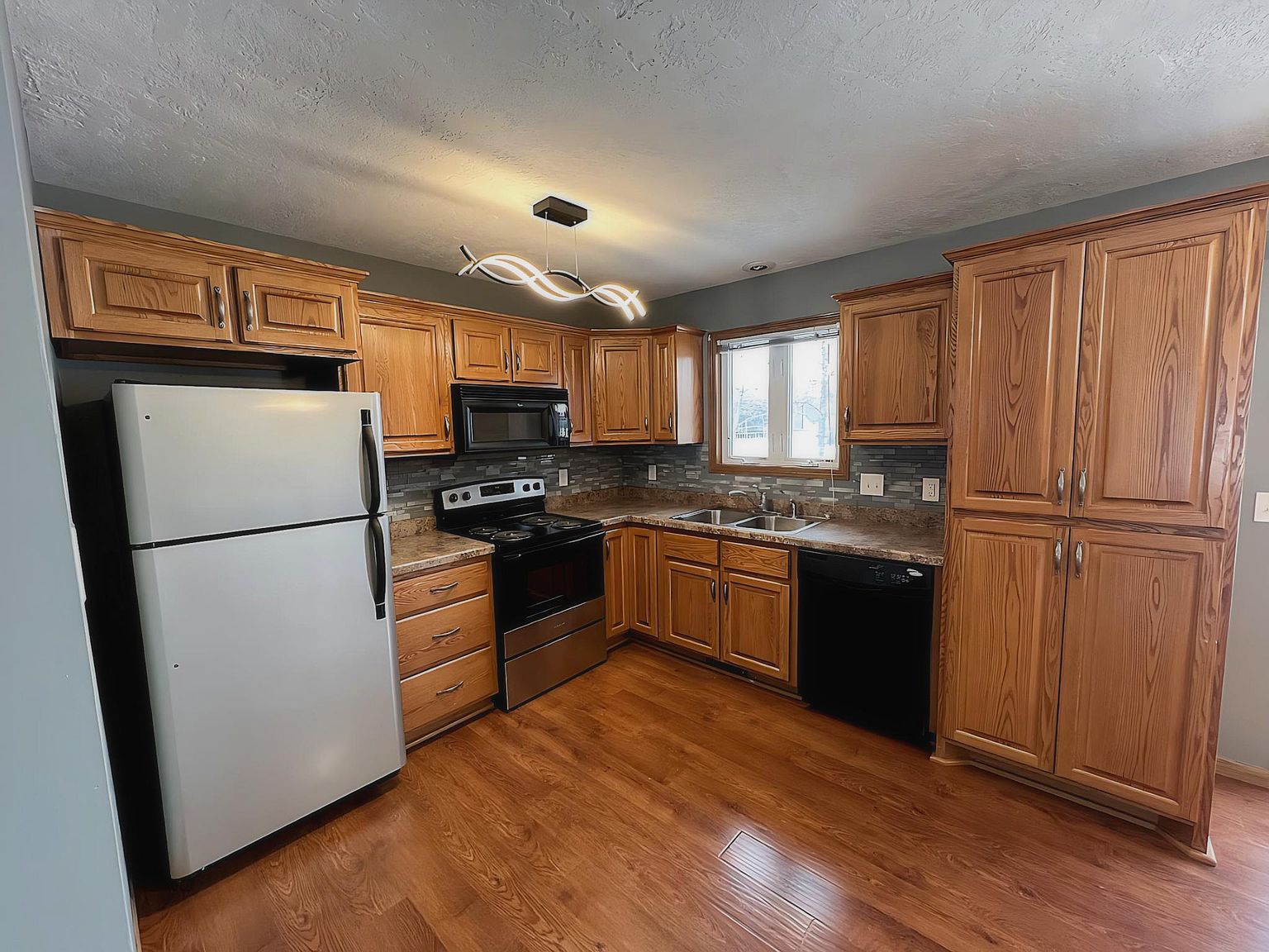 410 James Cir, Tea, SD 57064 | Zillow