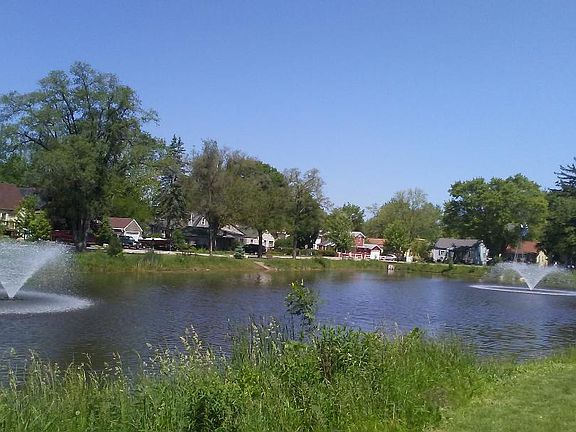 207 N Prospect Dr, Round Lake Park, IL 60073 | Zillow