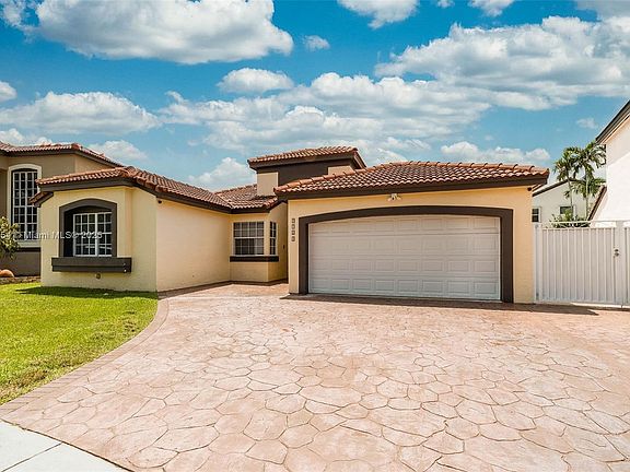 9765 SW 155th Ct, Miami, FL 33196 | Zillow