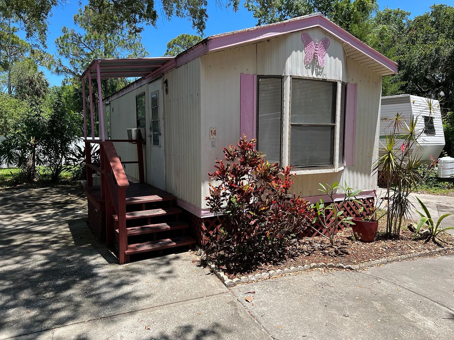 1045 Hickory Ln #14, Holiday, FL 34691 | Zillow