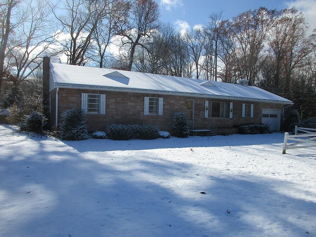 2978 State Route 157, Venus, PA 16364 | Zillow