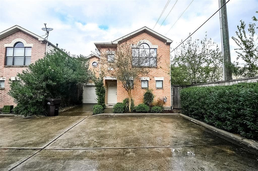 5951 Loop Loop S #18, Houston, TX 77033 | Zillow