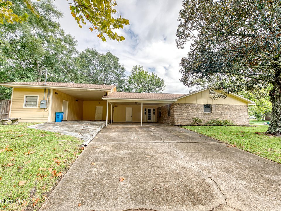 268 McCool St, Ocean Springs, MS 39564 | Zillow