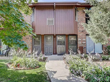 9091 N Park Plaza Ct Milwaukee WI | Zillow