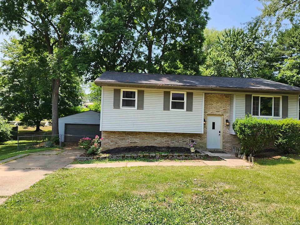 6679 Concord Dr, Newburgh, IN 47630 | MLS #202321423 | Zillow