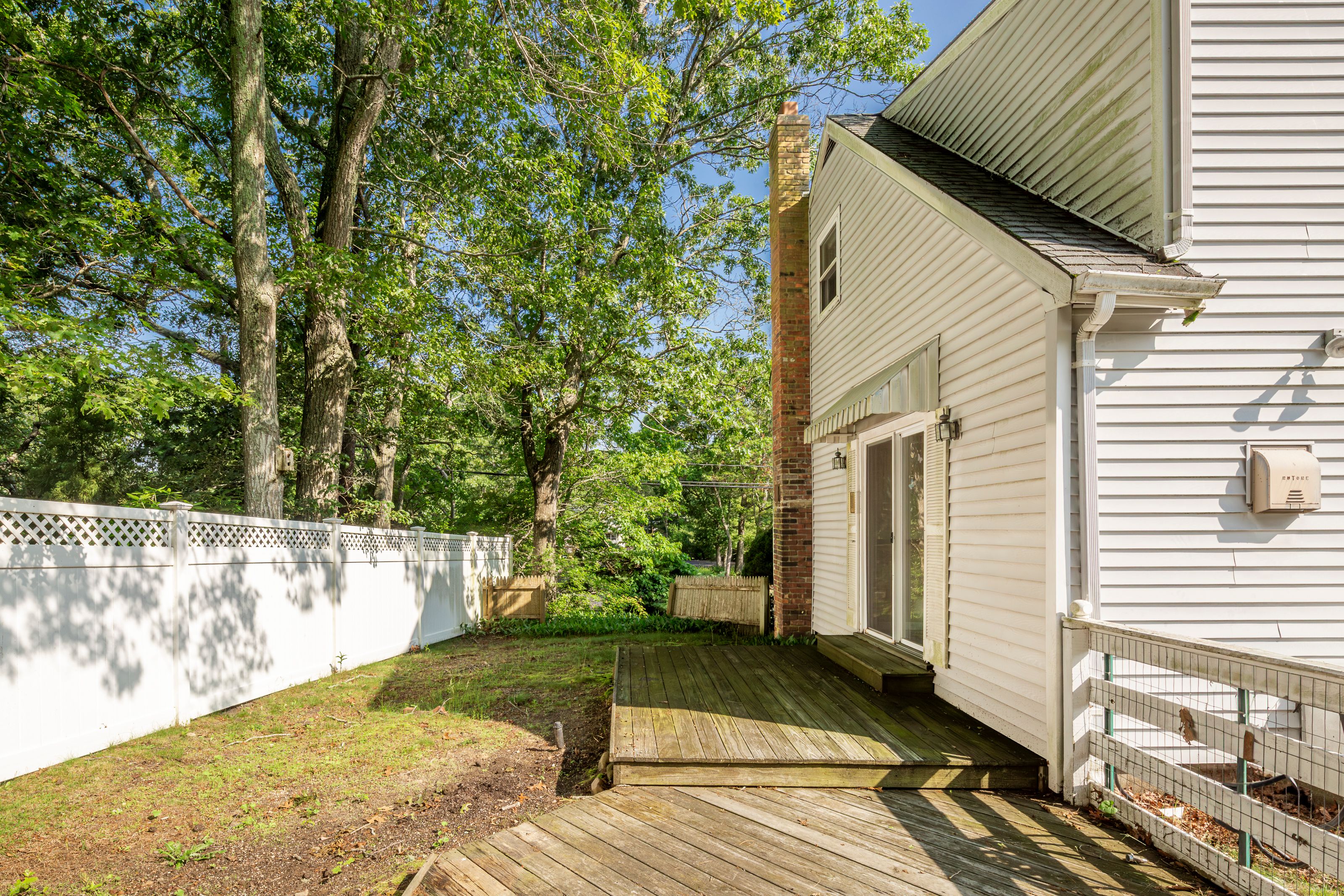 15 Holzman Dr, Hampton Bays, NY 11946 | Out East