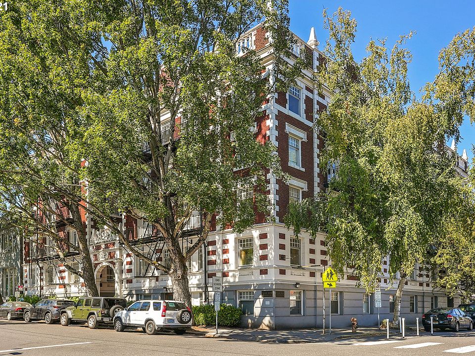 1811 NW Couch St APT 210, Portland, OR 97209 | Zillow