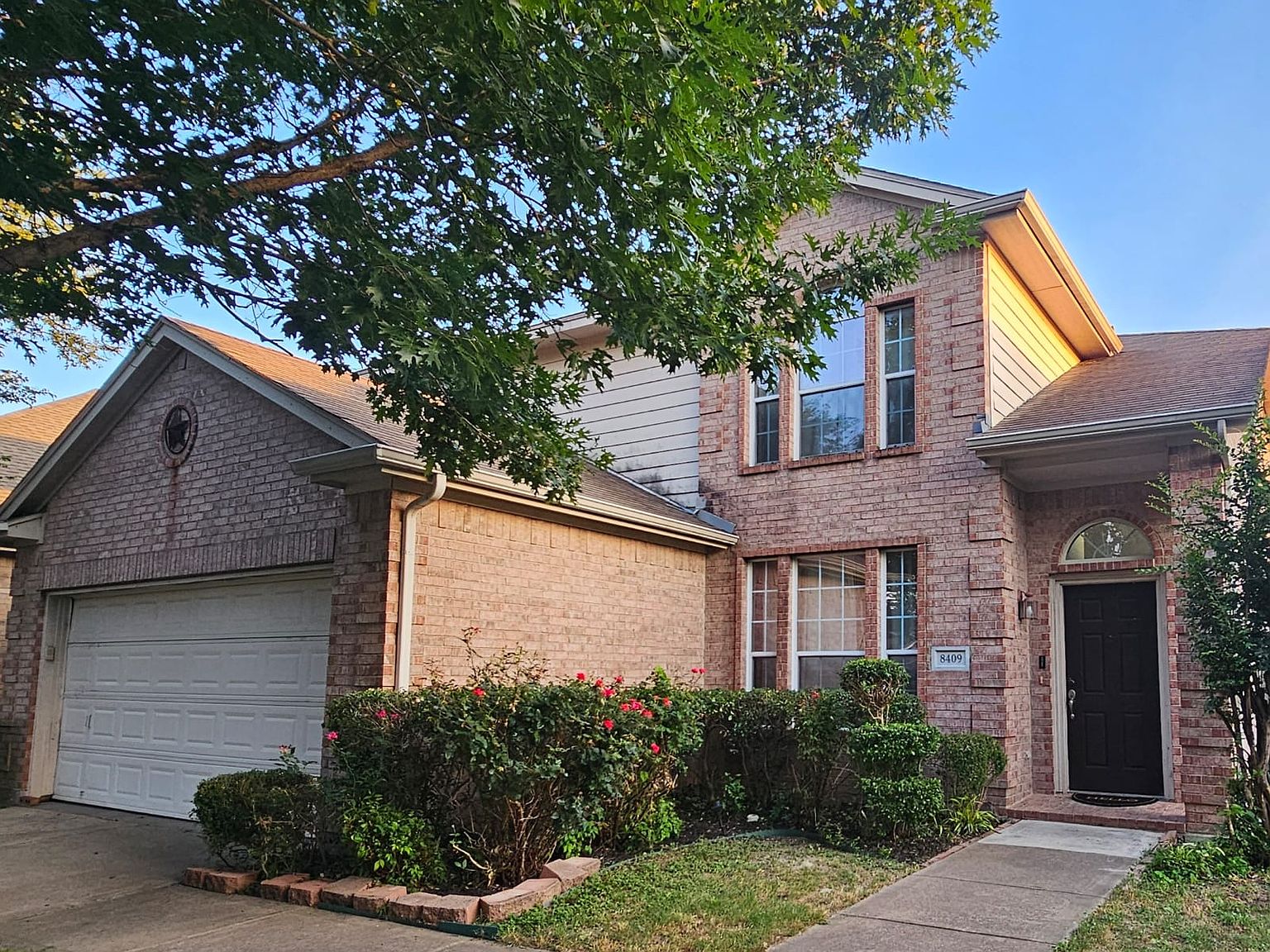 8409 Romanway Dr #8409, Dallas, TX 75249 | Zillow