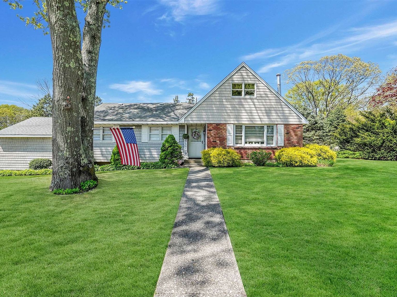 5 Ridge Road, Ronkonkoma, NY 11779 | Zillow