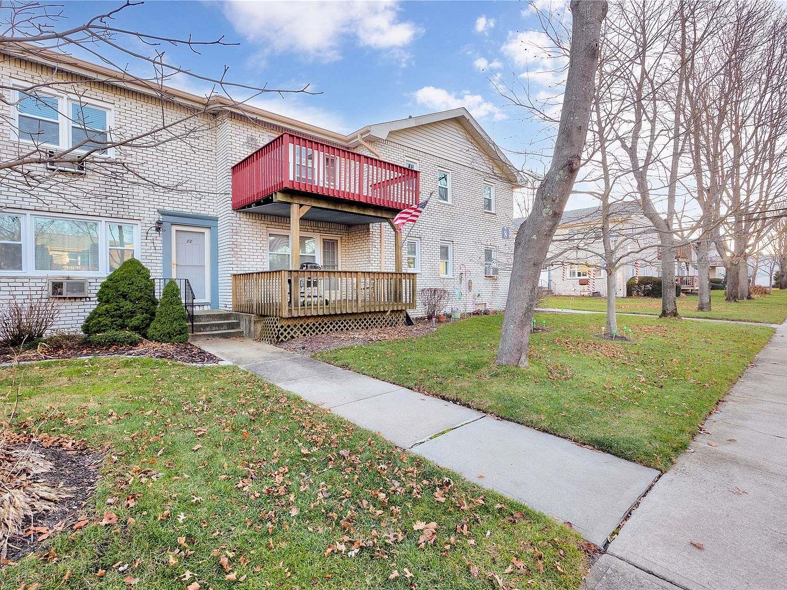 88 Cardinal Lane #88, Islip, NY 11751 | Zillow