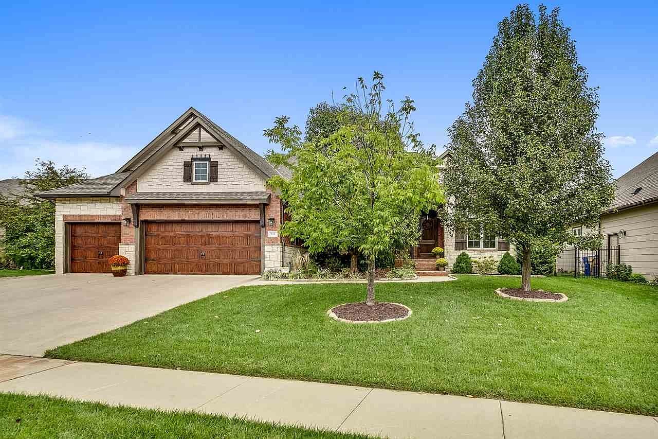 514 N Bracken St, Wichita, KS 67206 | Zillow