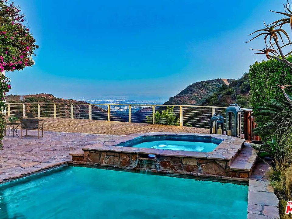 12610 Promontory Rd, Los Angeles, CA 90049 | MLS #23-304637 | Zillow