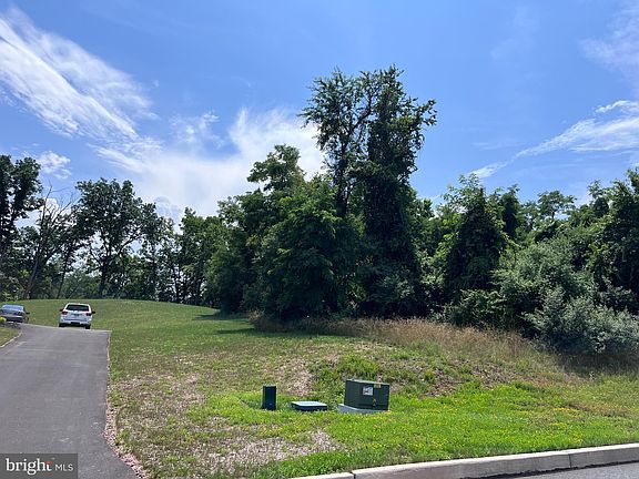 13 Sawtooth Oak Dr, Lewisberry, PA 17339 | Zillow