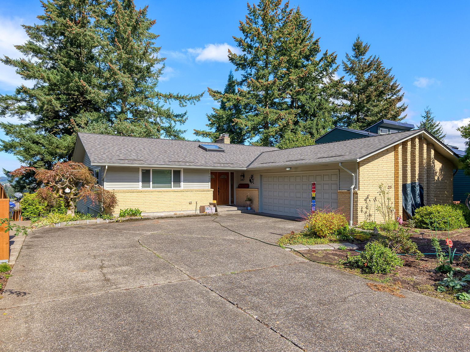 7665 Cason Ln #B, Gladstone, OR 97027 | Zillow