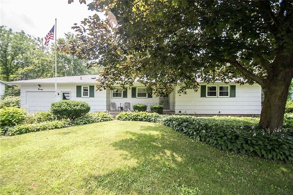 90 Redwood Dr, Penfield, NY 14526 | Zillow