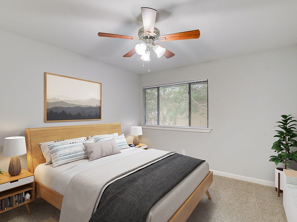 Lakefront Villas Apartments - 900 W Spring Valley Rd Richardson TX | Zillow