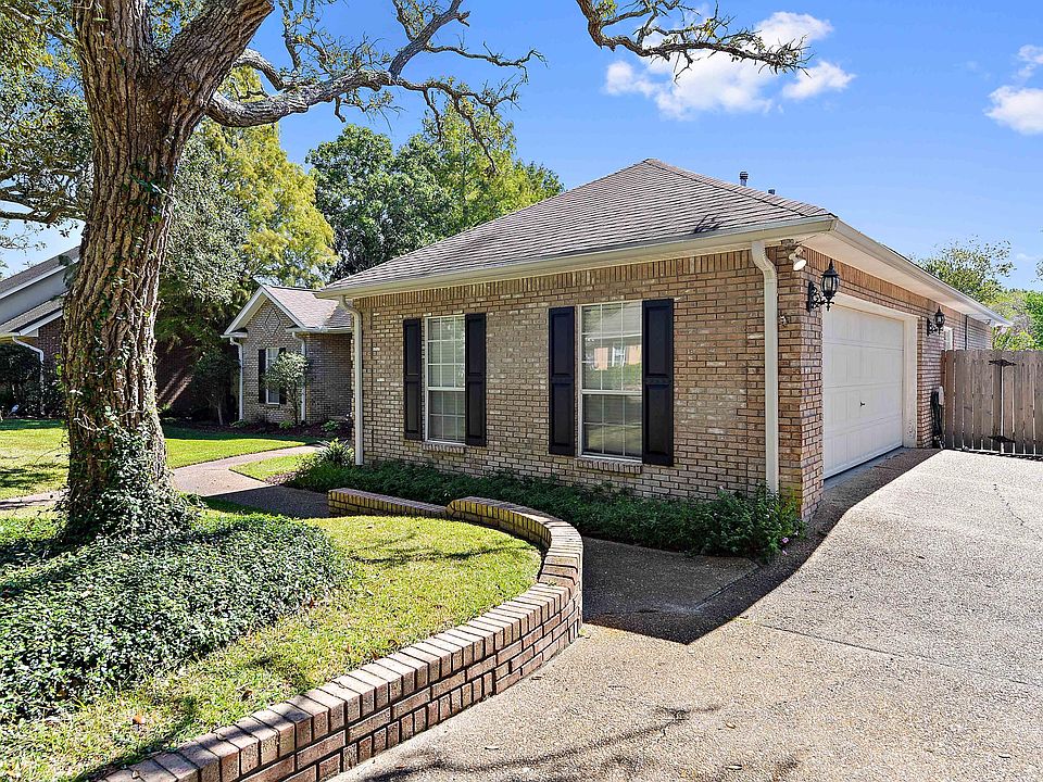 2559 Spring Ridge Dr, Biloxi, MS 39531 | Zillow