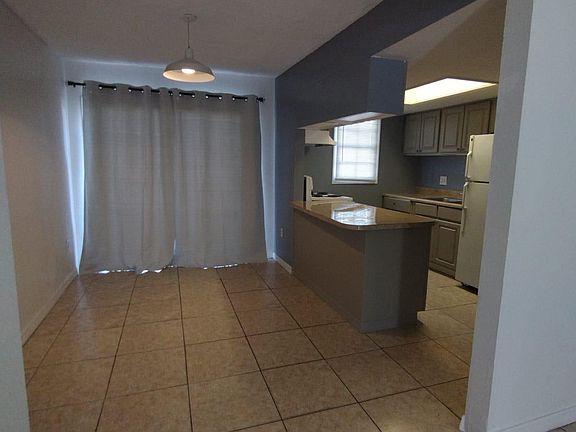 2775 L B McLeod Rd APT B, Orlando, FL 32805 | Zillow
