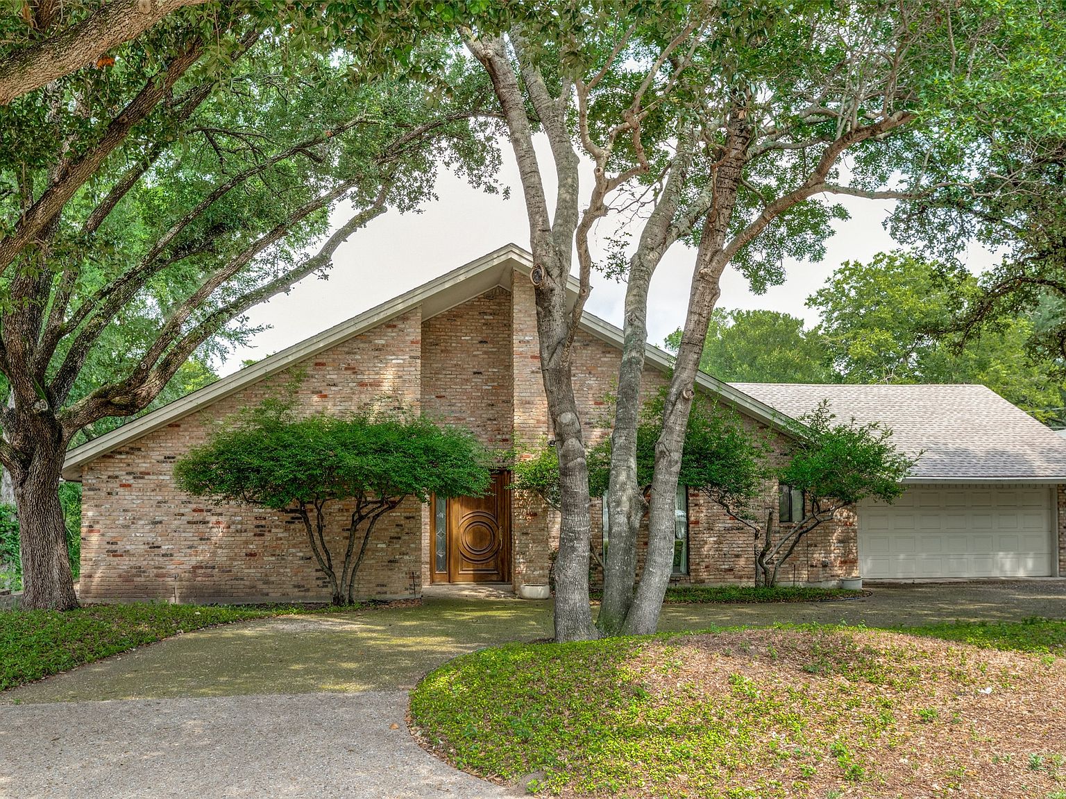 17215 Stedman Dr, Dallas, TX 75252 | Zillow