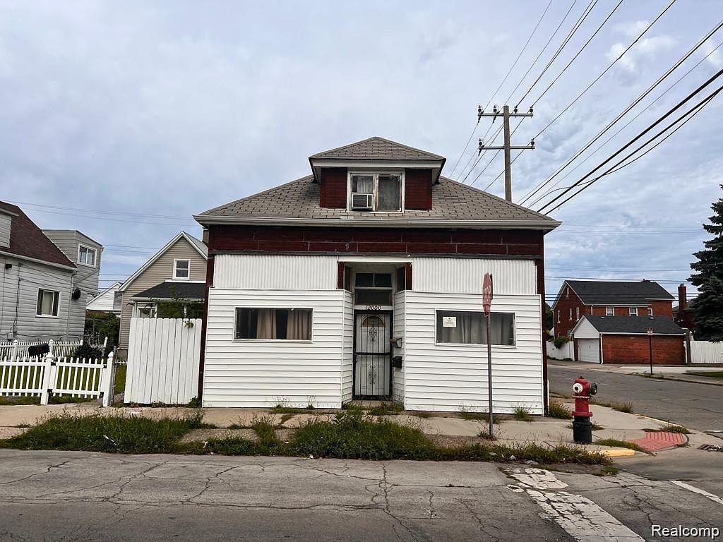 12000 Charest St, Hamtramck, MI 48212 | MLS #20240002420 | Zillow