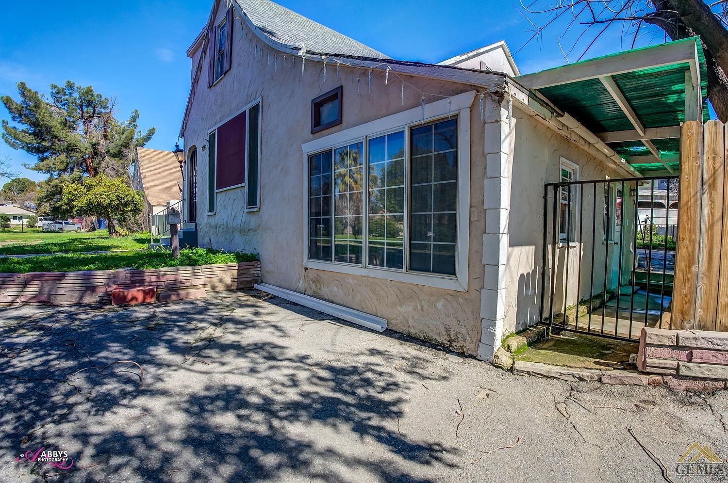 2400 Pacific Dr, Bakersfield, CA 93306 | Zillow