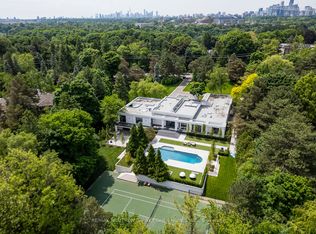 30 High Point Rd, Toronto, ON M3C 2R3 | MLS #C9003662 | Zillow