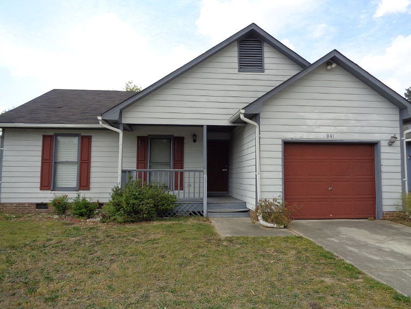 941 Glen Reilly Dr, Fayetteville, NC 28314 | Zillow