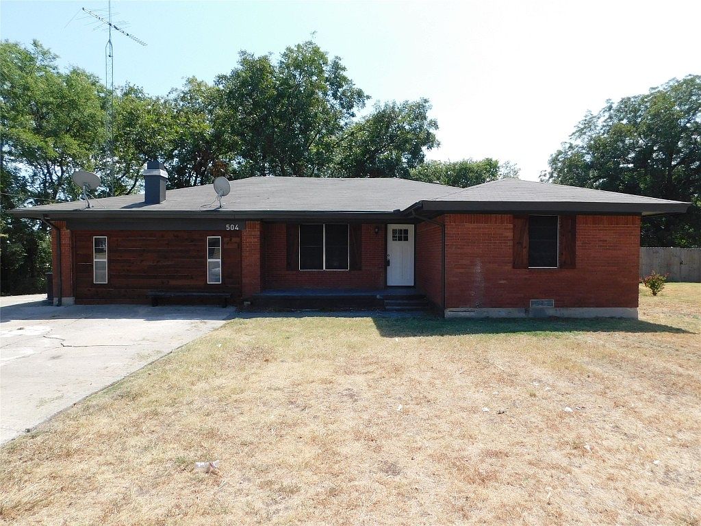 504 E Young St, Howe, TX 75459 | Zillow