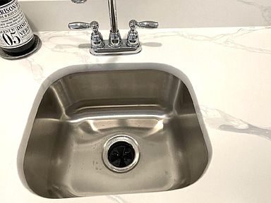 218 Washington St, Marblehead, MA 01945 | Zillow