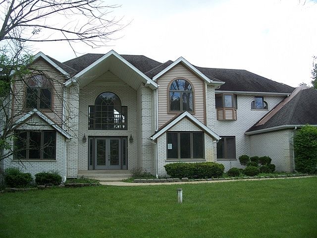 1651 E Rietveld Dr, Crete, IL 60417 | Zillow