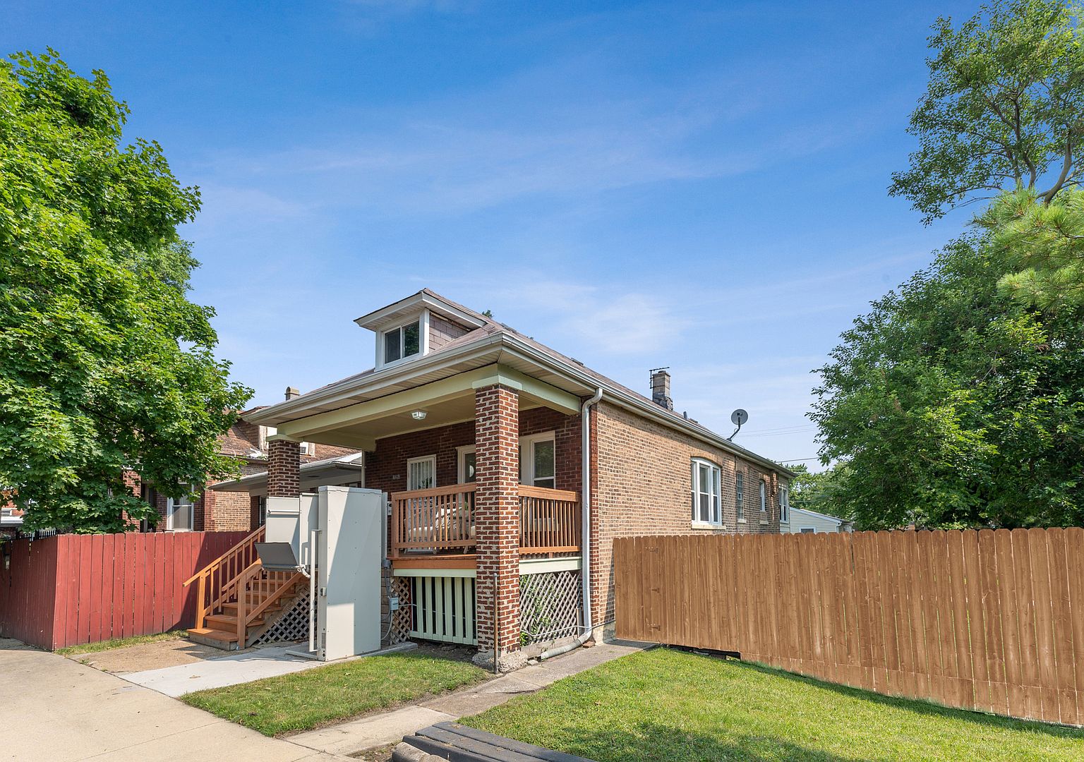 8339 S Baltimore Ave, Chicago, IL 60617 | Zillow