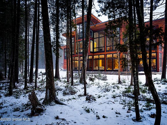 14 Riley Farm Lane, Saratoga Springs, NY 12866 | MLS #202510047 | Zillow