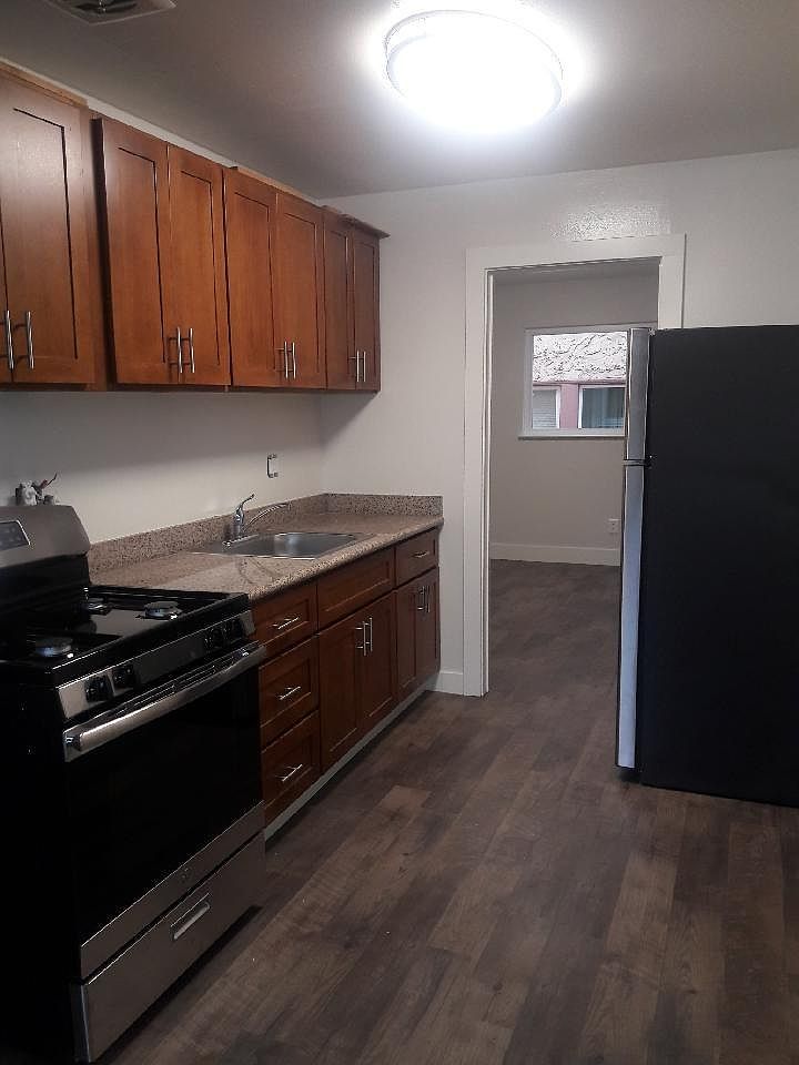 3901 Ruby St, Oakland, CA 94609 | Zillow