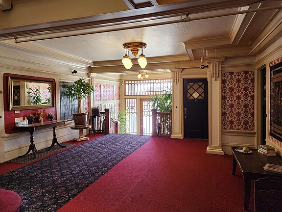 1140 E St, Eureka, CA 95501 | Zillow