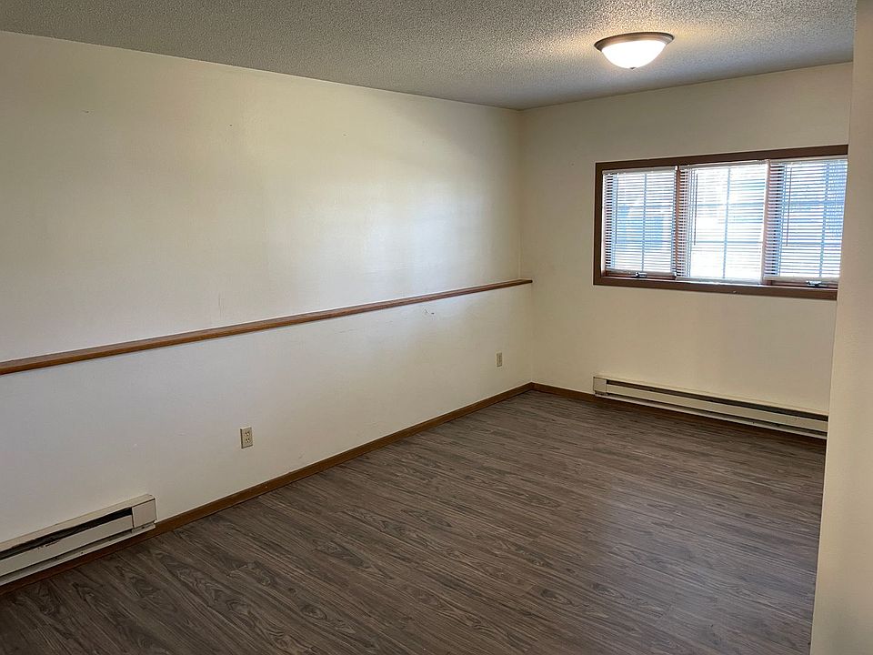 500 Henderson St - 500 Henderson St Olin IA | Zillow