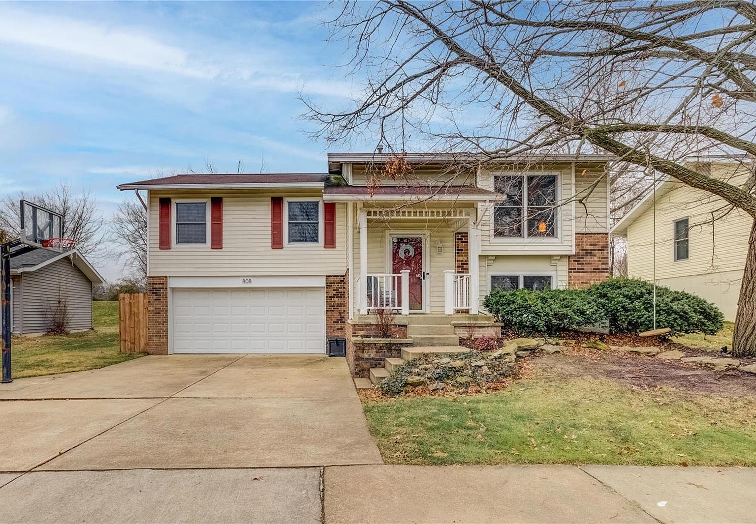 808 Timberfield Dr, Ballwin, MO 63021 | Zillow