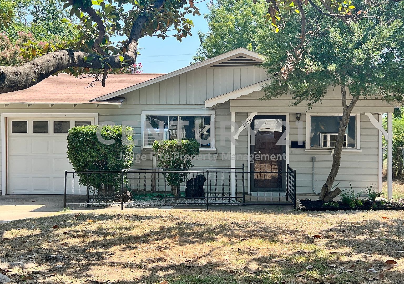 5429 Farnsworth Ave, Fort Worth, TX 76107 | Zillow