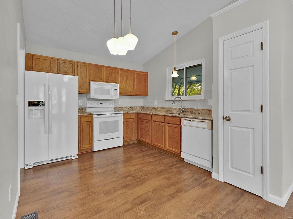 200 Addison Dr, Saint Peters, MO 63376 | MLS #23063062 | Zillow