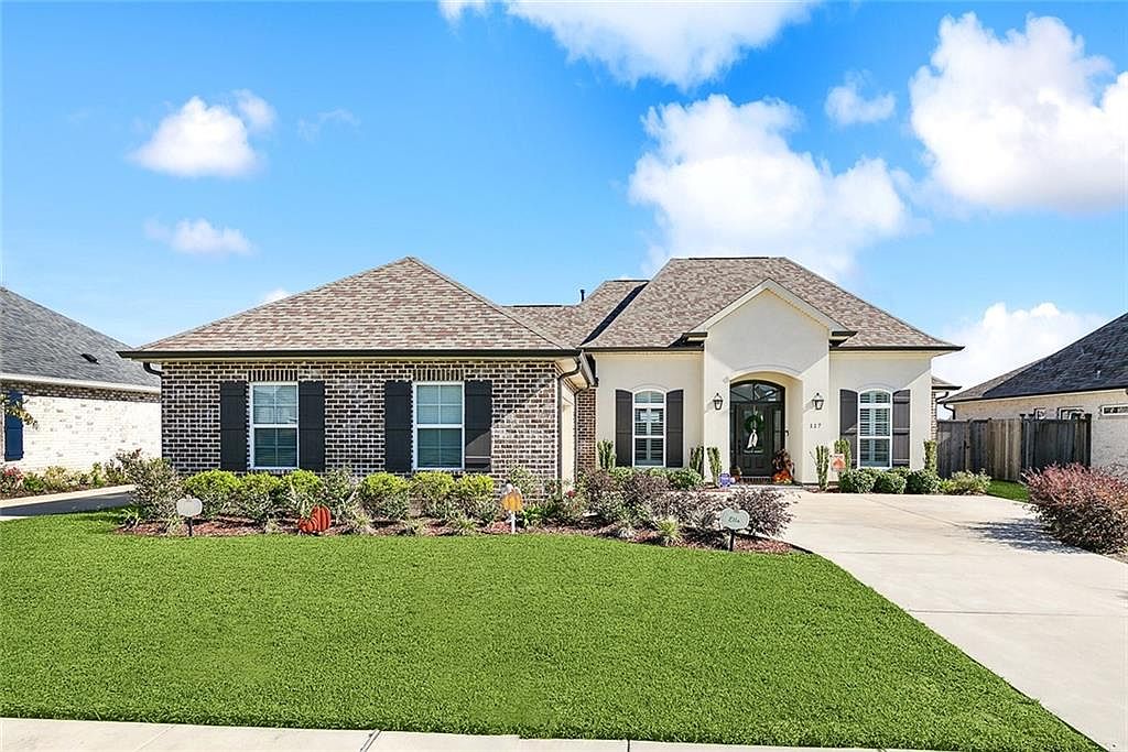 117 Cove Pointe Dr, Luling, LA 70070 | Zillow