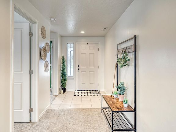 317 Cliff Swallow Ave, Caldwell, ID 83605 | Zillow
